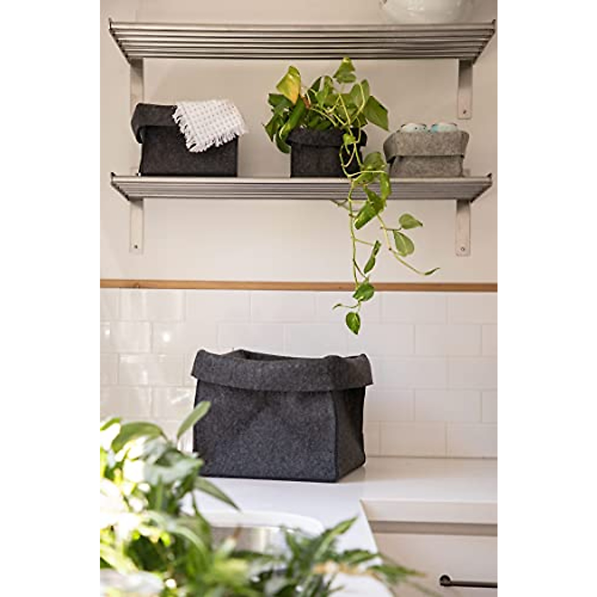 Graf Lantz Medium 8-Inch Merino Wool Felt Bako Bin, Minimalist Storage Solution, Odor, Stain, Heat & Dirt Resistant, Charcoal