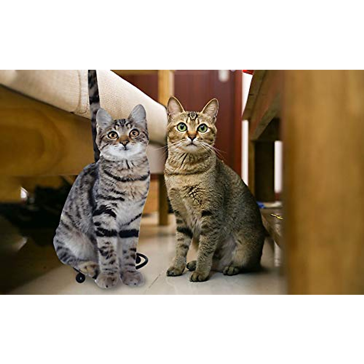 oUUoNNo Funny Cat Paper Towel Holder Standing Cat Toilet Paper Towel Dispenser for Kitchen Table Bathrooms Cat Decorations for Home Tissue Toilet Roll Orgainzer
