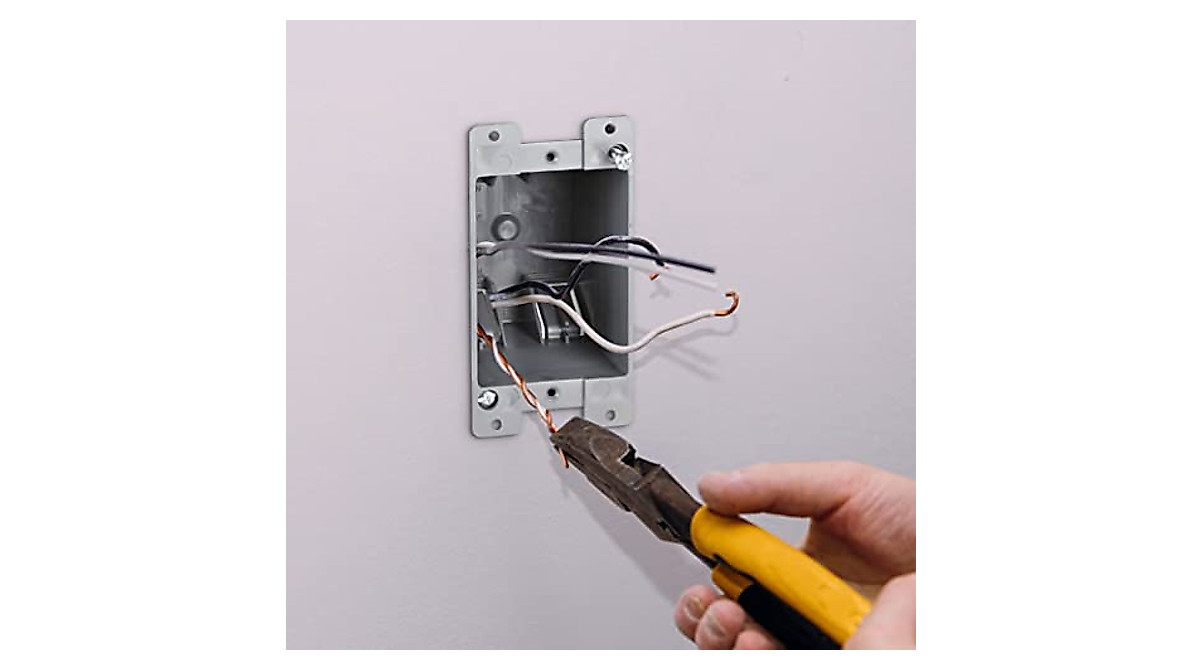Newhouse 1-Gang PVC Electrical Outlet Box - 14 cu. in.