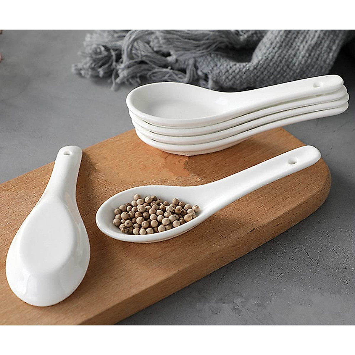 10 Pack White Ceramic Soup Spoons,Wonton Soup Spoons,Asian Soup Spoon Set,5"Kid Spoons,Tasting Spoon,Side Dishes,Table Spoons,Small Appetizer Spoon,Stackable Ramekins Can Stand,Deep Oval Design