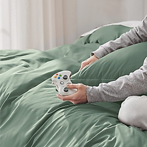 Bedsure Sage Green Duvet Cover Full Size - Soft Double Brushed Duvet Cover for Kids with Zipper Closure, 3 Pieces, includes 1 Duvet Cover (80"x90") & 2 Pillow Shams, NO Comforter