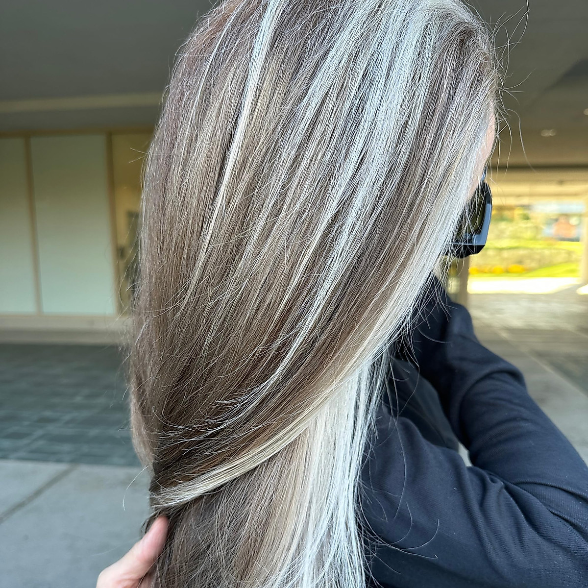 RUSK Deepshine PlatinumX Conditioner, Eliminates Brassiness, Brightening Boost for Platinum, Silver, Gray, White, and Blonde Hair, 33.8 oz.