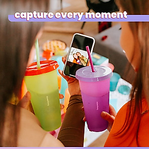 Color Changing Cups with Lids and Straws for Adults - 5 x 24oz Reusable Cups with Lids and Straws, Bulk Plastic Cups with Lids and Straws for Kids, Cold Iced Coffee Cups & Women Water Party Tumbler