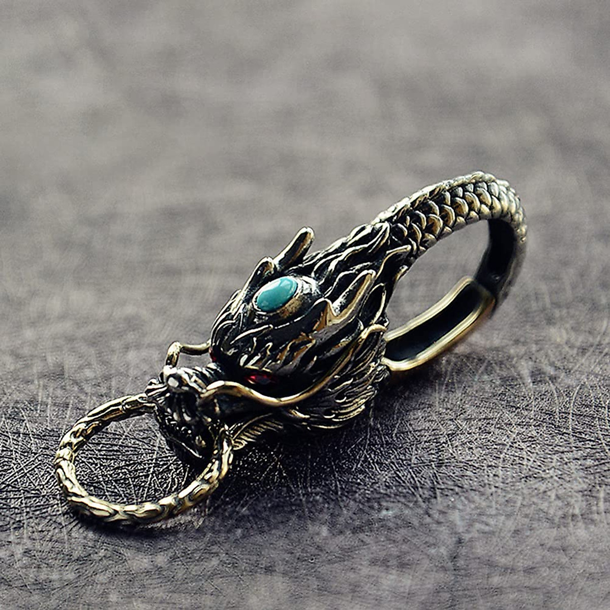 VALICLUD Dragon Head Keychain Vintage Feng Shui Chinese Dragon Bead Key Ring Good Luck Key Holder Car Purse Bag Charm Pendent for Safely Wealth Porsperity Success