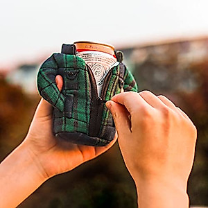 Beverage Jacket Can Cover Drink Insulated Coolers For 12oz Fun Gifts for Family and Fiends Green