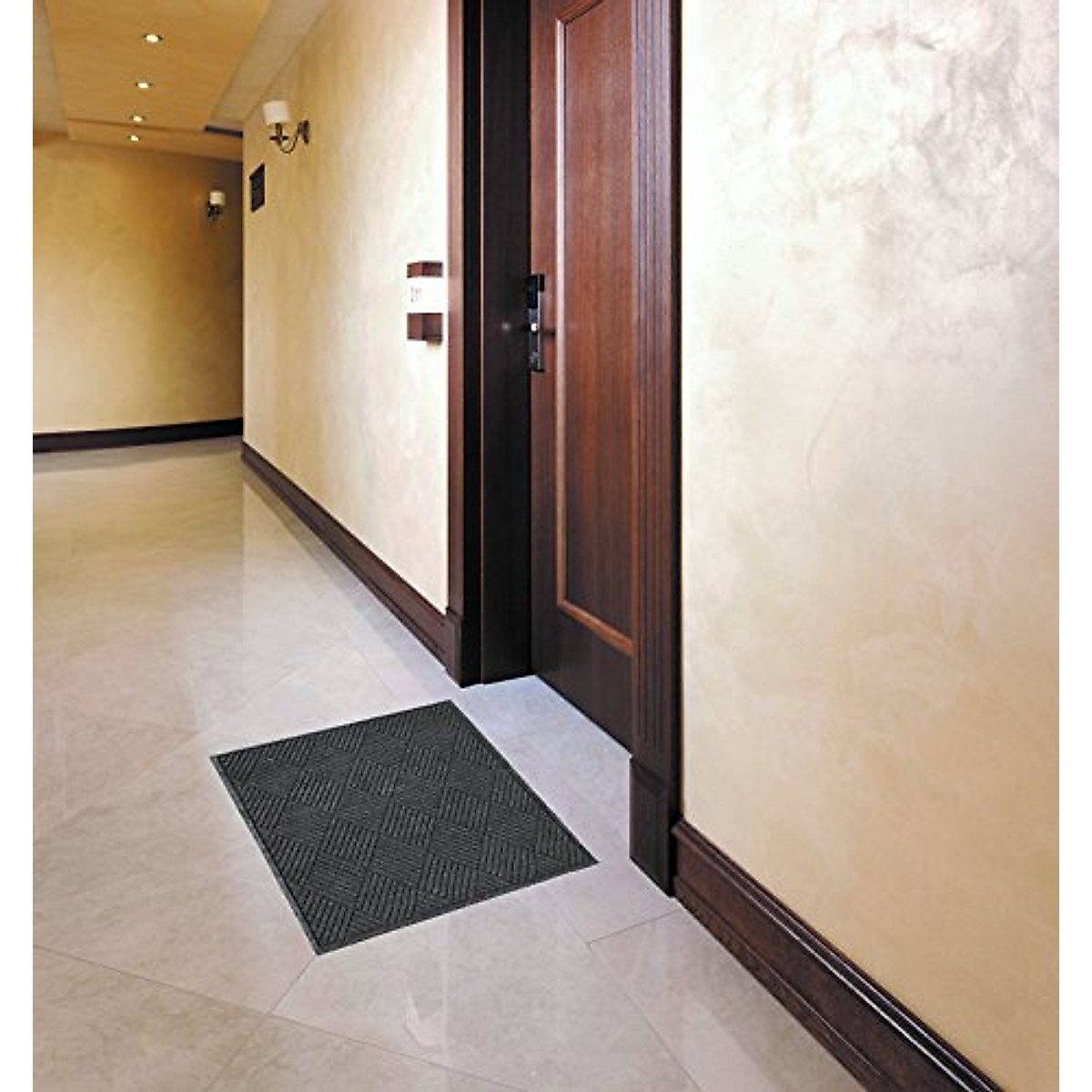 Guardian EcoGuard Diamond Indoor Wiper Floor Mat, Recycled Plactic and Rubber, 4'x6', Charcoal Black,EGDFB040604