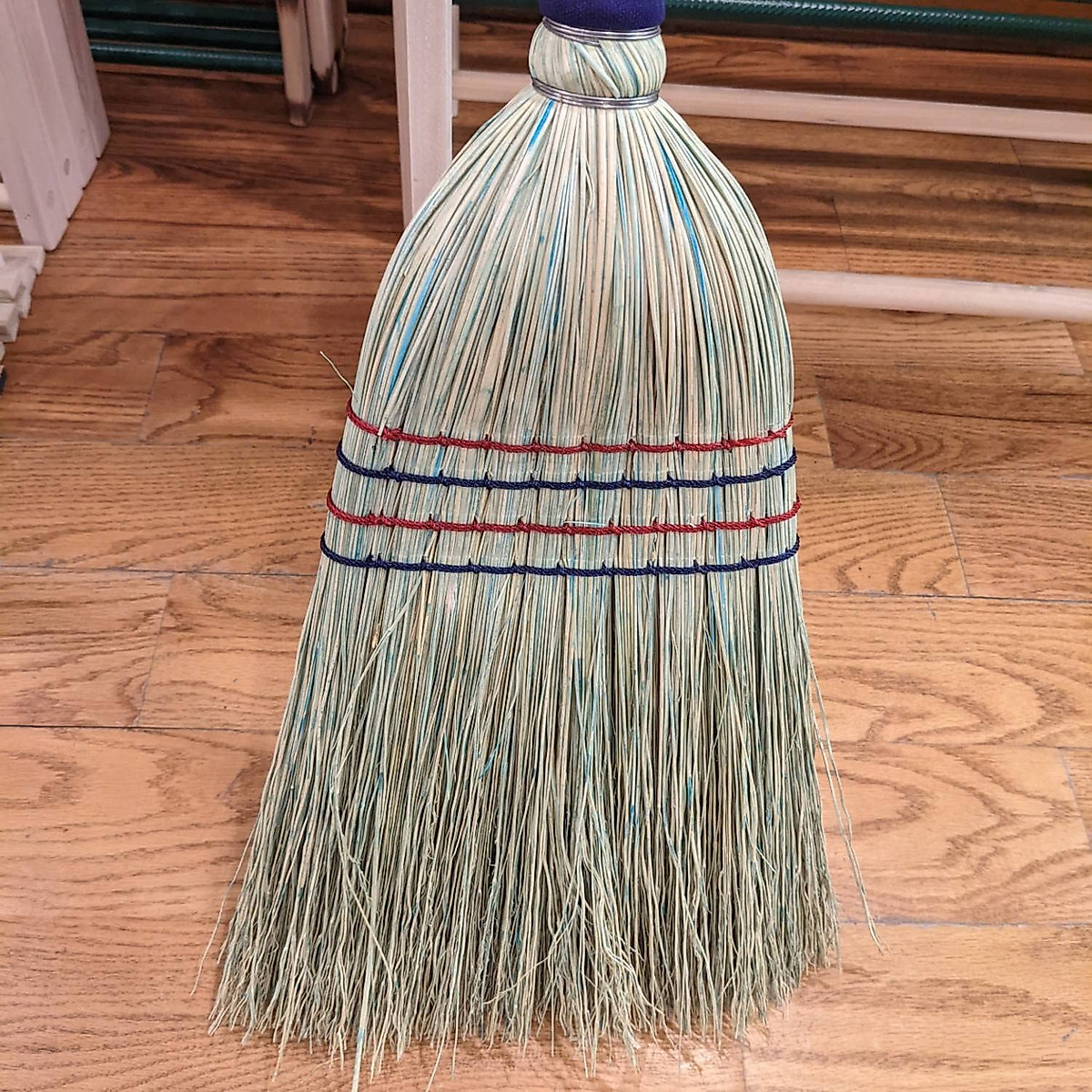 Lehman's Amish-Made House Broom - Authentic Corn Straw Broom with Hardwood Handle, Natural, 55 inches