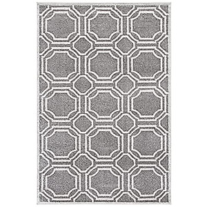 SAFAVIEH Amherst Collection 6' x 9' Grey / Light Grey AMT411C Geometric Non-Shedding Living Room Bedroom Dining Home Office Area Rug