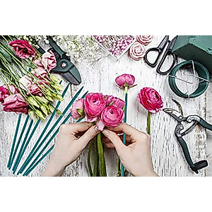 Garden Wood Plant Stakes Green Bamboo Sticks,HAINANSTRY Sturdy Floral Plant Support Stakes Wooden,Wooden Sign Posting Garden Sticks(25 Pack 18 Inches)