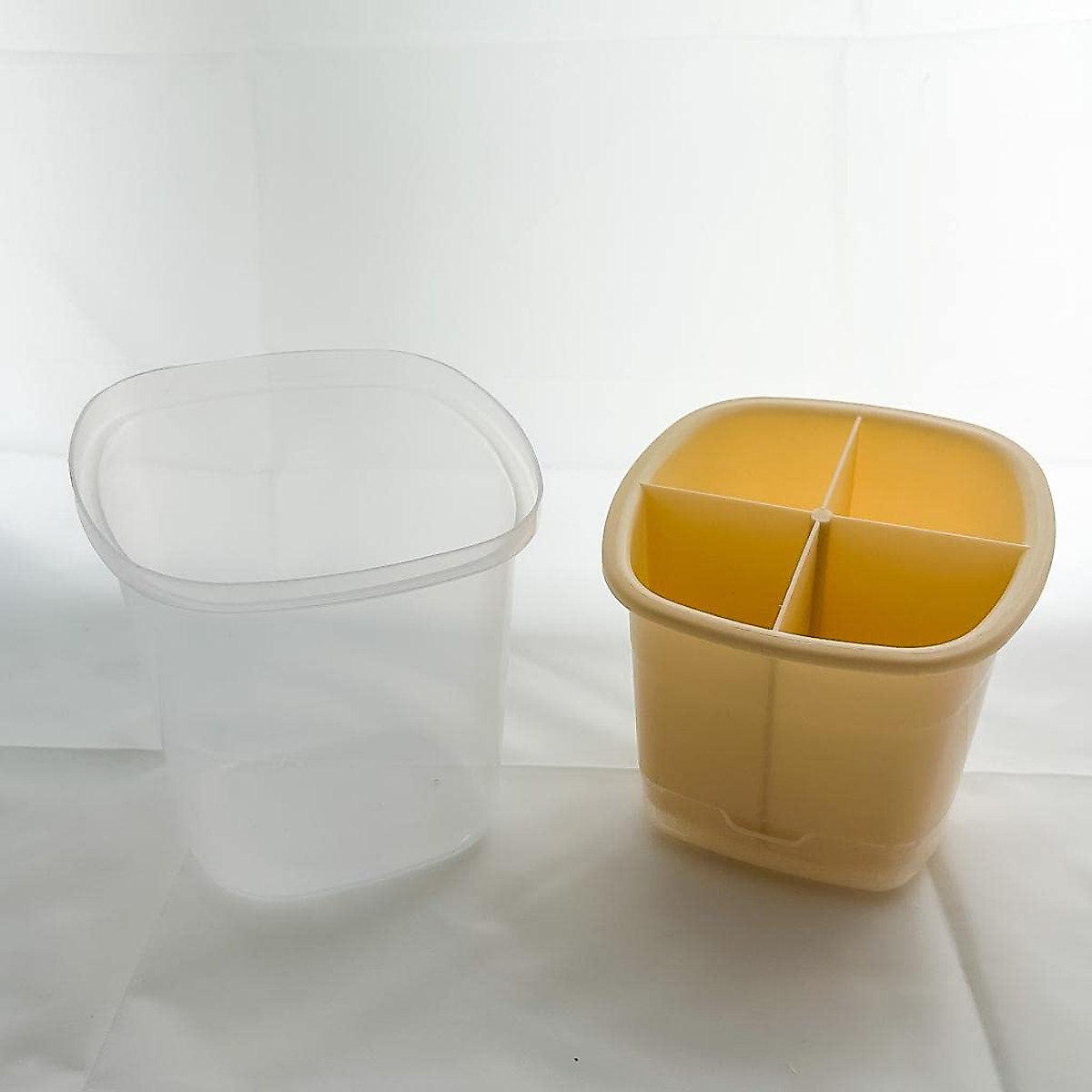 Rattan Covered Cutlery and Utensil holder, Flatware Plastic Caddy Organizer for Silverware with Cover top Perfect for Kitchen, picnic, home, BBQ, Party, Camping, Outdoor and Restaurant (BLACK)