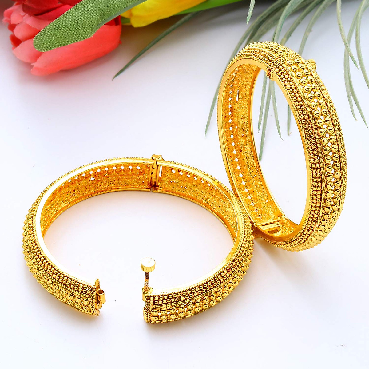 Sukh Collection Jewellery ndian Bollywood Antique Gold Plated Ethnic 2 Pcs Screw Kada Bangle Bracelet Jewelry Women Wedding Style Set (2.4)