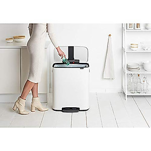 Brabantia Bo Step On Pedal Trash Can, 1 Inner Bucket (16 Gal), White