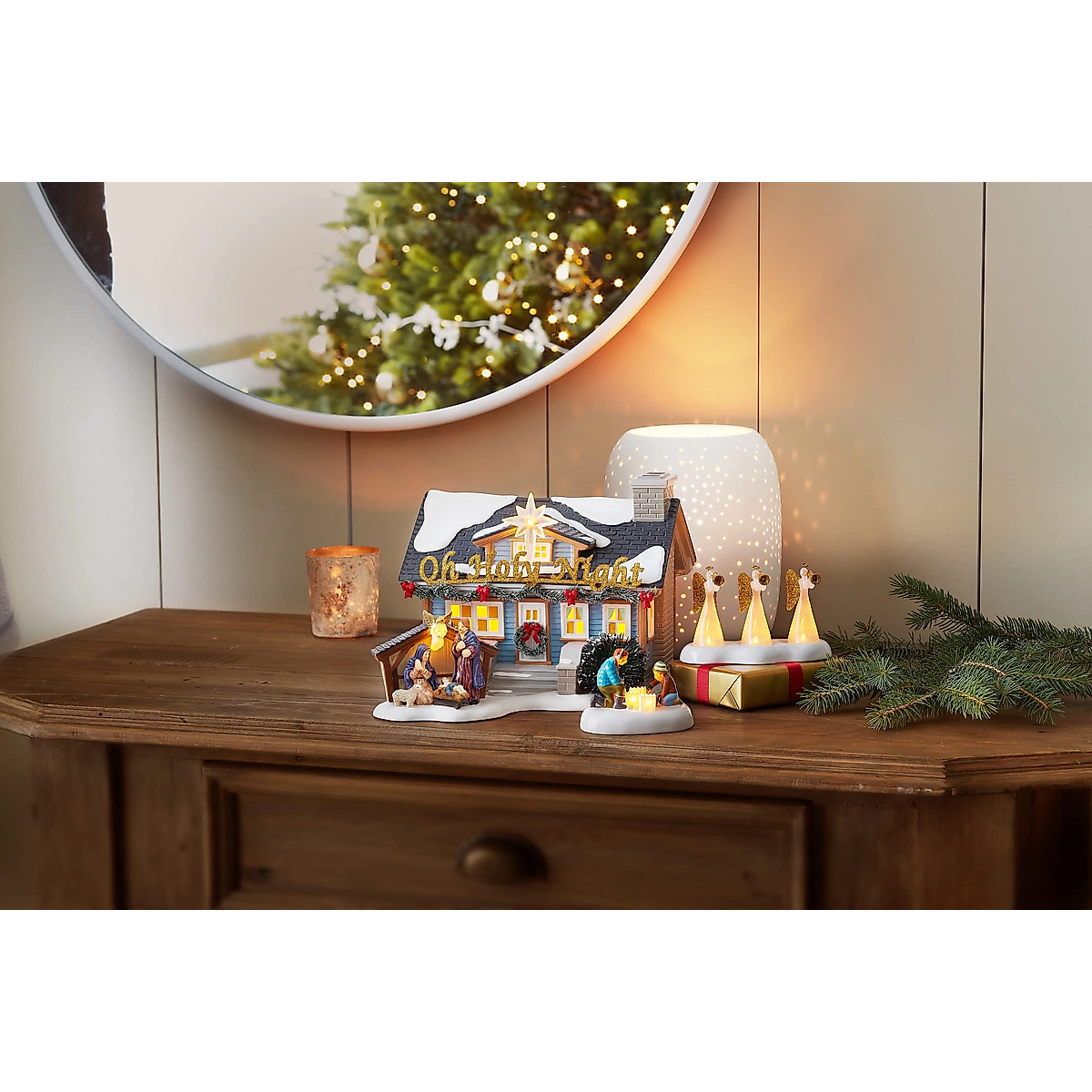 Department 56 Snow Village Accessories Christmas Eve Preparations Lit Figurine, 2.28 Inch, Multicolor