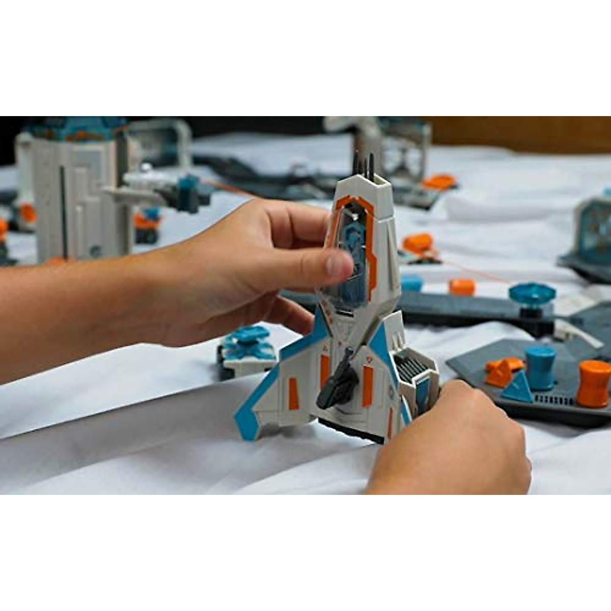 HEXBUG nano Space Cosmic Command - Pretend Playset - Toy for Kids Ages 3 and Up- Multicolor