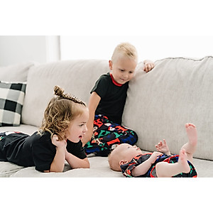 IFFEI Matching Family Pajamas Sets Christmas PJ's with Short Sleeve Black Tee and HOHOHO Print Pants Loungewear with Pocket Women L