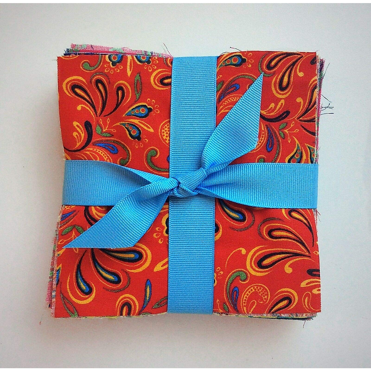 5 Inch 102 Pcs Quilt Squares Charm Pack 100% Cotton Fabric Fleur De LIs Bright