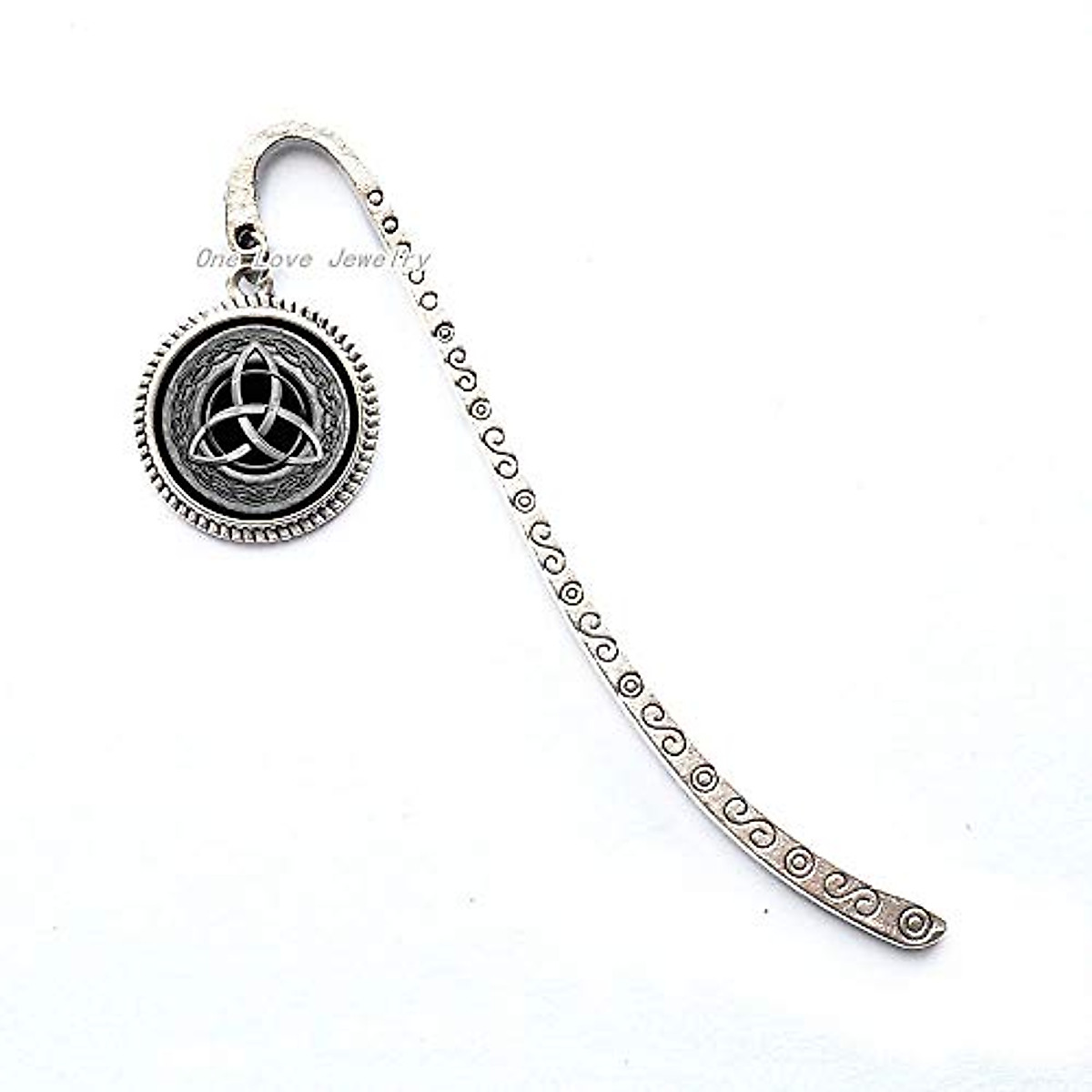 Trinity Celtics Bookmarker Bookmark Round Glass Bookmark Celtics Trinity Bookmarker,Celtic Knot Bookmarker,Trinity Bookmarker,TAP188