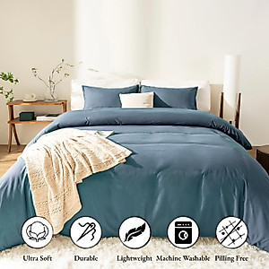 KINMEROOM Grayish Blue Queen Duvet Cover Set, 3 Pieces, 1 Soft Bedding Duvet Cover 90×90 Inches with Zipper Closure 8 Ties and 2 Pillow Shams for Queen Size Bed (Light Blue, Queen)