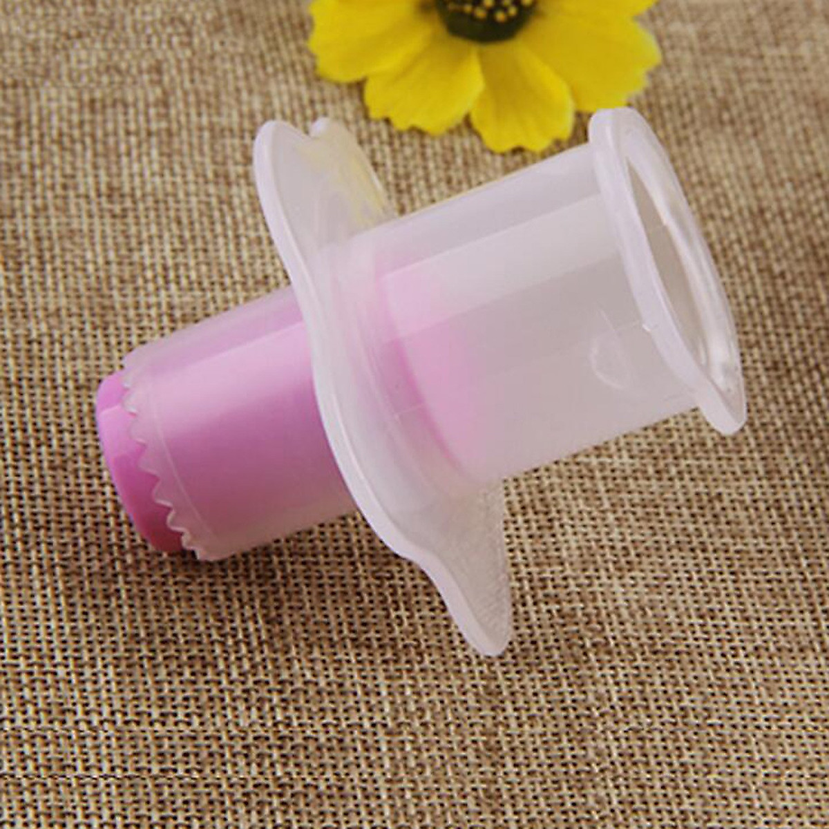 GXHUANG 2pcs Cupcake Corer Tools Muffin Cake Pastry Corer Model Plunger Cutter Decorating Plastic Cake Digging Holes Device - Cupcake Filling ToolMini Cupcake Corer - Cupcake Hole Punch -