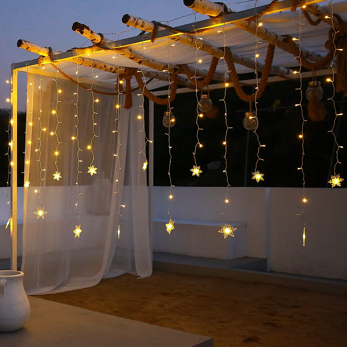 Snowflake Curtain Lights: 212 LED String Lights with 15 Snowflakes, Decorative Twinkle Window Fairy Light 8 Modes for Indoor Home Bedroom Wall Garden Patio Porch Party Wedding Xmas Decor