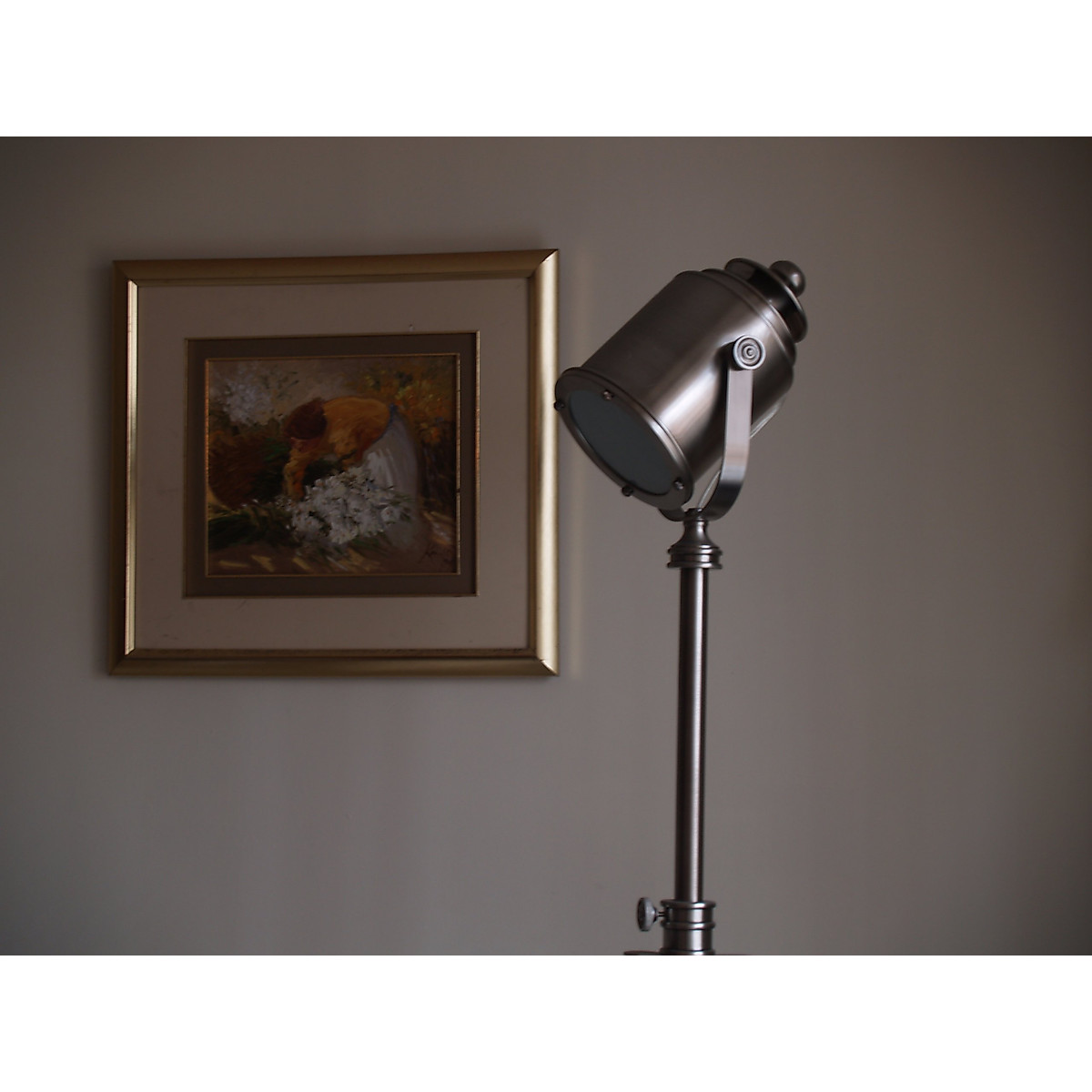 OM SYSTEM OLYMPUS Evolt E500 8MP Digital SLR with Zuiko 14-45mm f/3.5-5.6 Digital SLR Lens