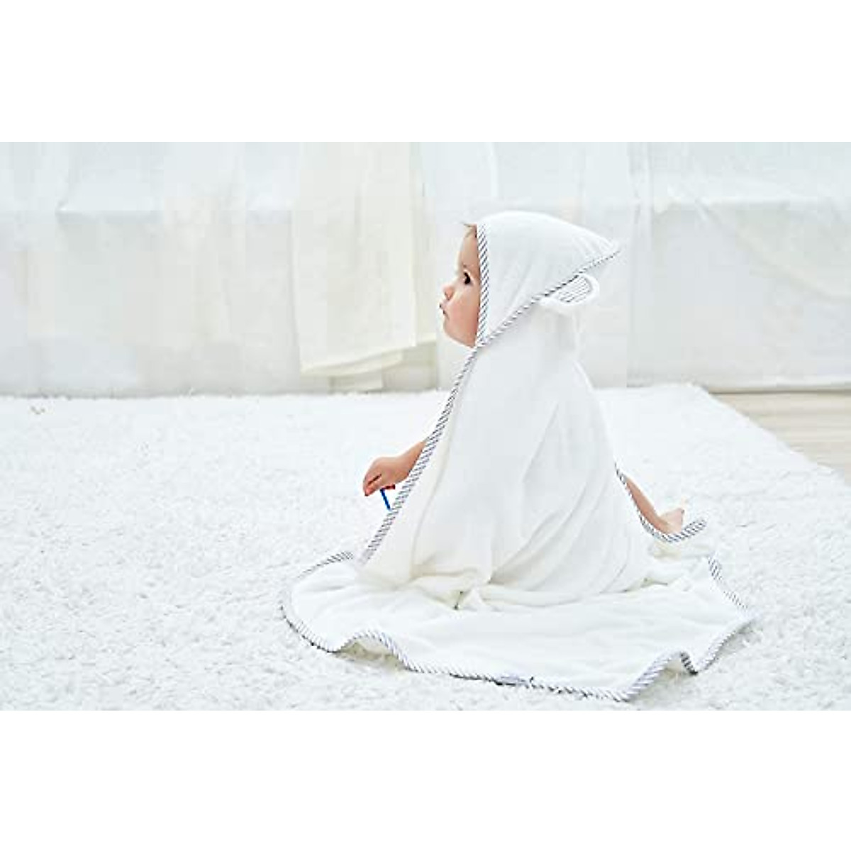 HIPHOP PANDA Bamboo Hooded Baby Towel - Soft Hooded Bath Towel with Ears for Babie, Toddler,Infant - Ultra Absorbent, Natural Baby Towel Perfect (White, 30 x 30 Inch)