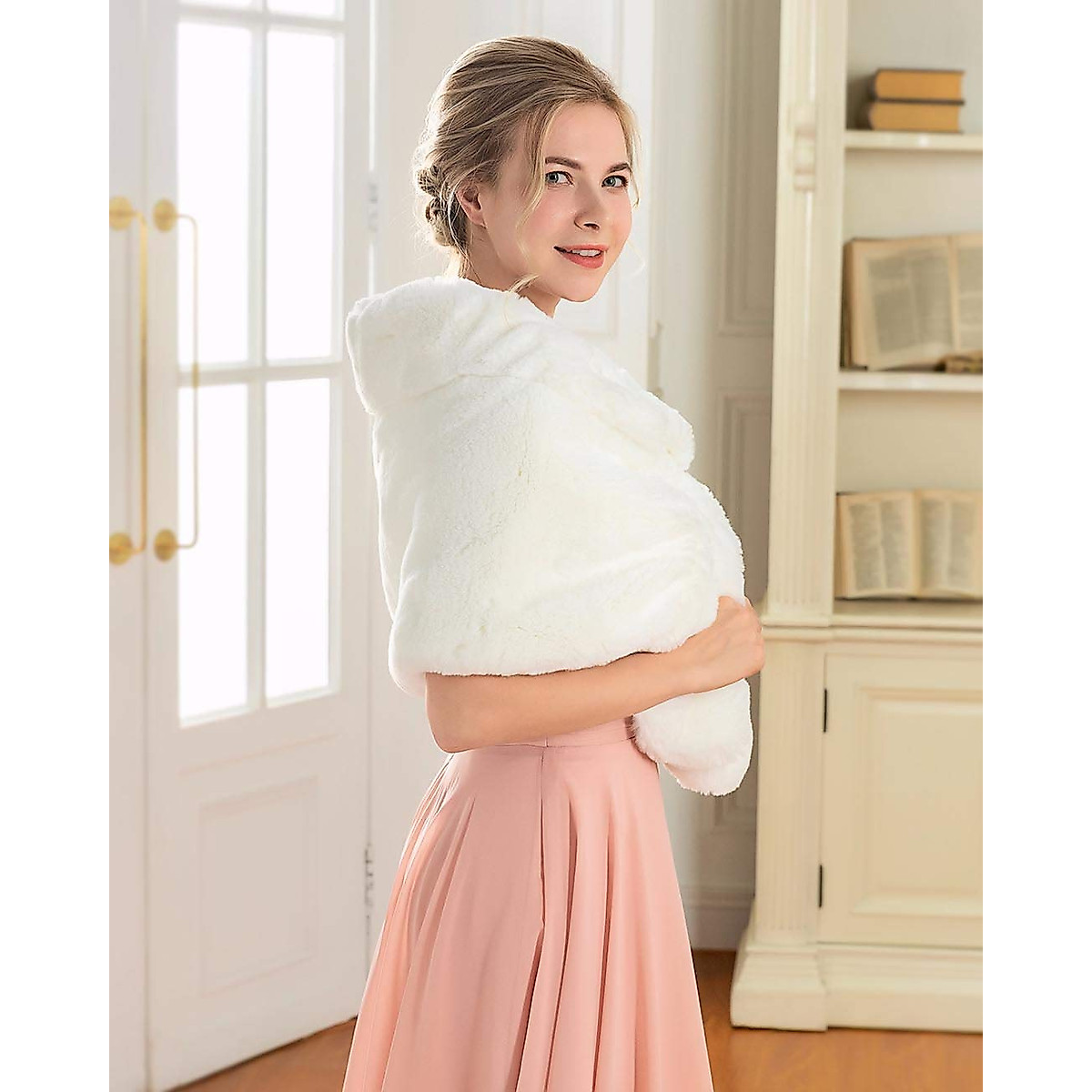 JEWEKY 1920s Bride Wedding Fur Shawls and Wraps Winter Bridal Faux Fox Fur Stoles and Scarfs for Women and Bridesmaids (A-White, US 4-14 (S-M))