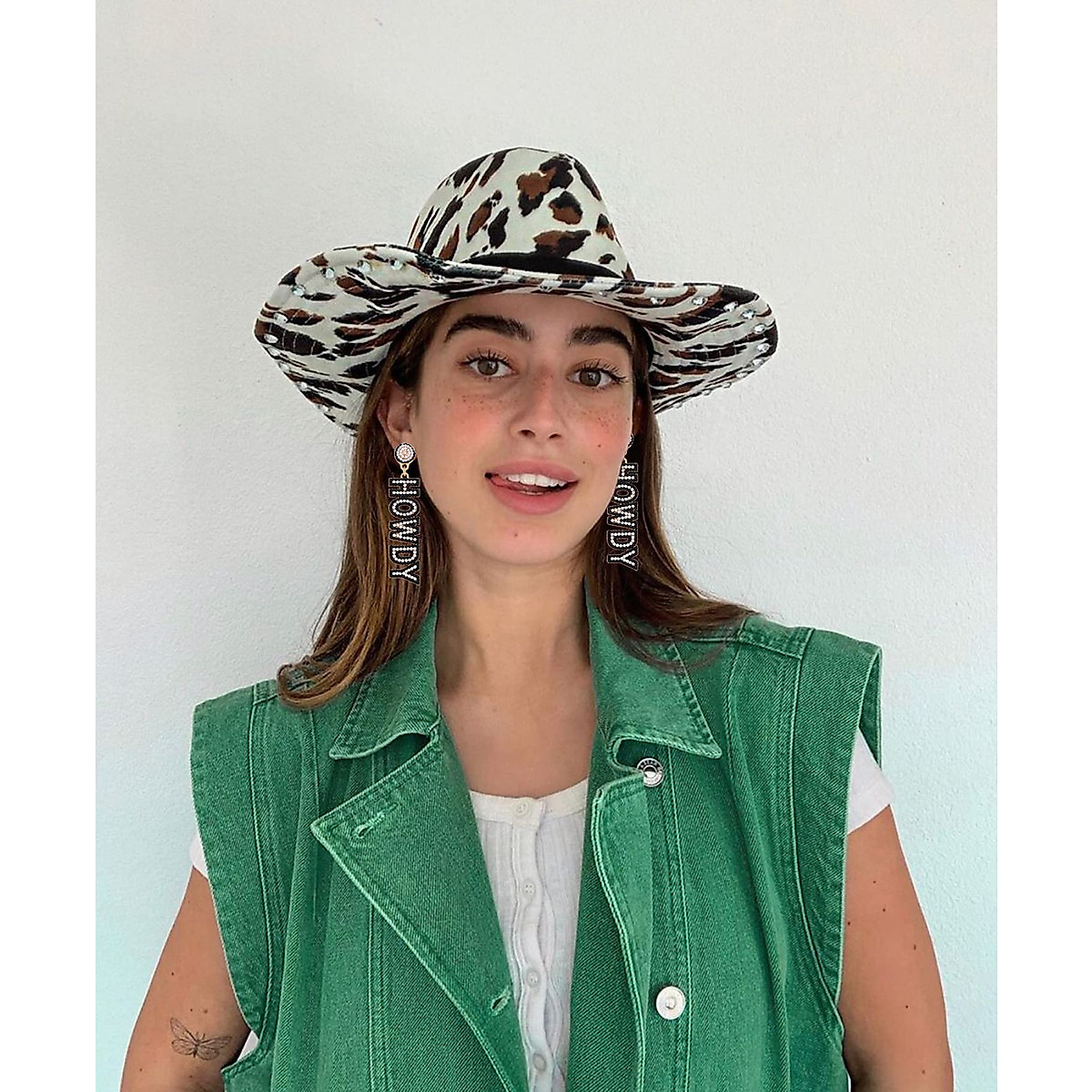 Western Earrings for Women Country Dangle Earrings Sparkle Rhinestone Beaded Howdy Letter Earrings Southern Western Nashville Rodeo Jewelry Accessories