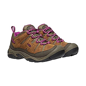 KEEN Women's Circadia Vent Low Height Breathable Hiking Shoes, Syrup/Boysenberry, 9.5