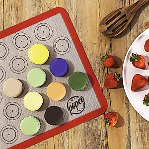 POPCO Macaron Baking Kit (19pcs Set) - 2 Half Size and 2 Quarter Size Silicone Macaron Baking Mats Plus 8 Piping Tips, 3 Piping Bags with 3 Bag Ties, 1 Coupler
