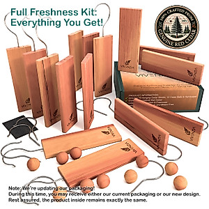 Vivenzia Cedar Blocks for Clothes Storage, Cedar Balls for Closets and Drawers -25 pcs, Including 15 Hang-ups and 10 Balls- Aromatic Cedar Blocks For Closet