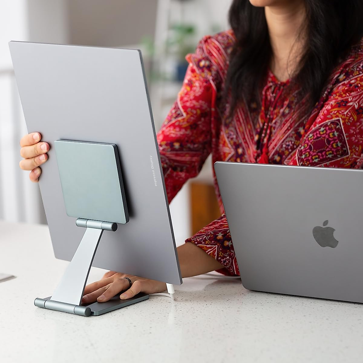 espresso Displays Stand – Sleek, Magnetic & Ergonomic Monitor Stand for espresso Portable Displays | Lightweight & Durable Workspace Accessory