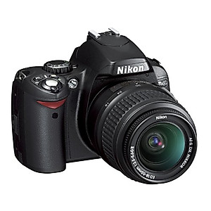 Nikon D40 6.1MP Digital SLR Camera Kit with 18-135mm f/3.5-5.6G ED-IF AF-S DX Zoom-Nikkor Lens