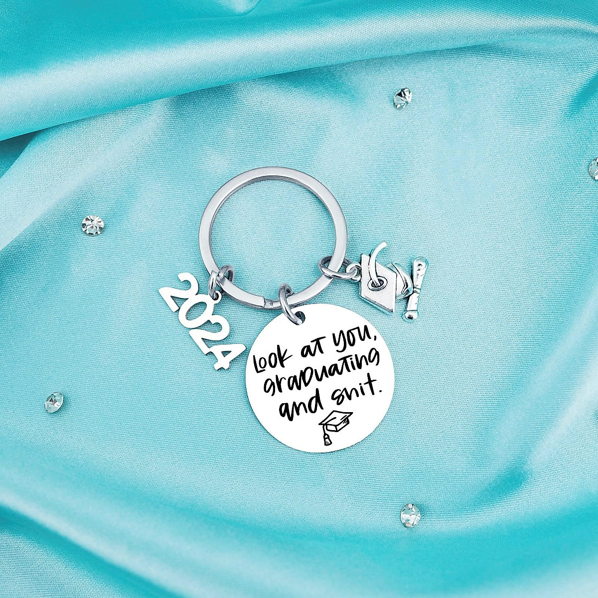 Graduation Gifts for Her Him Student Boys Girls Senior Masters Degree Cool Graduation Gifts Keychain for Class Of 2024 Gifts University College Middle High School Graduate Souvenir for Son Daughter