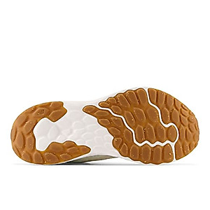 New Balance Women's Fresh Foam Arishi V4 Running Shoe, Raw Sugar/Gum, 8