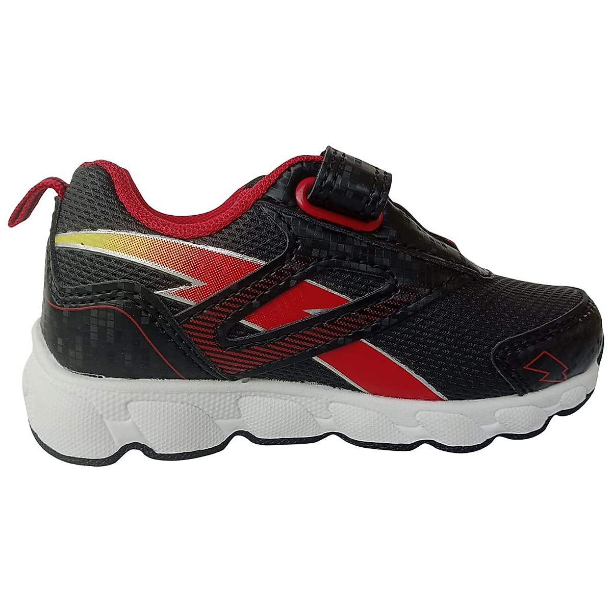 Disney Boy's Lightning McQueen Cars Light Up Sneakers (Black, Numeric_9)