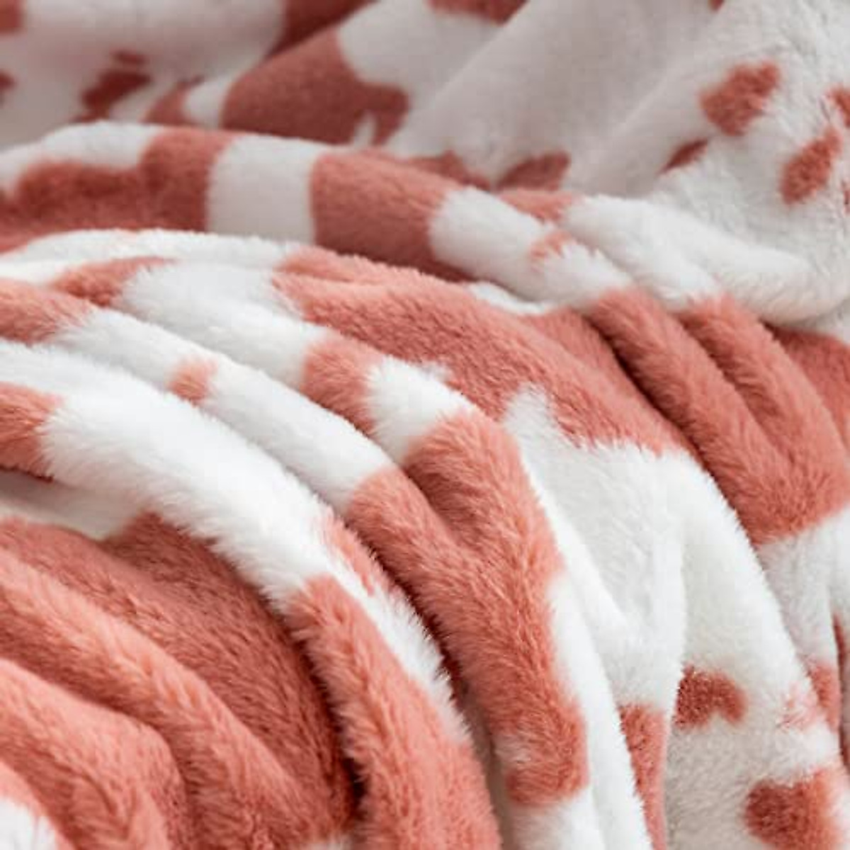 PAPER JAZZ Cartoon Cow Print Blanket, Soft Flannel Blanket Fleece Cute Cow Throw Blanket Lightweight Sofa Bed Travel Blankets for Baby Kids Adults Girls Boys Teens Gift (Pink Cow, 63x79inch)