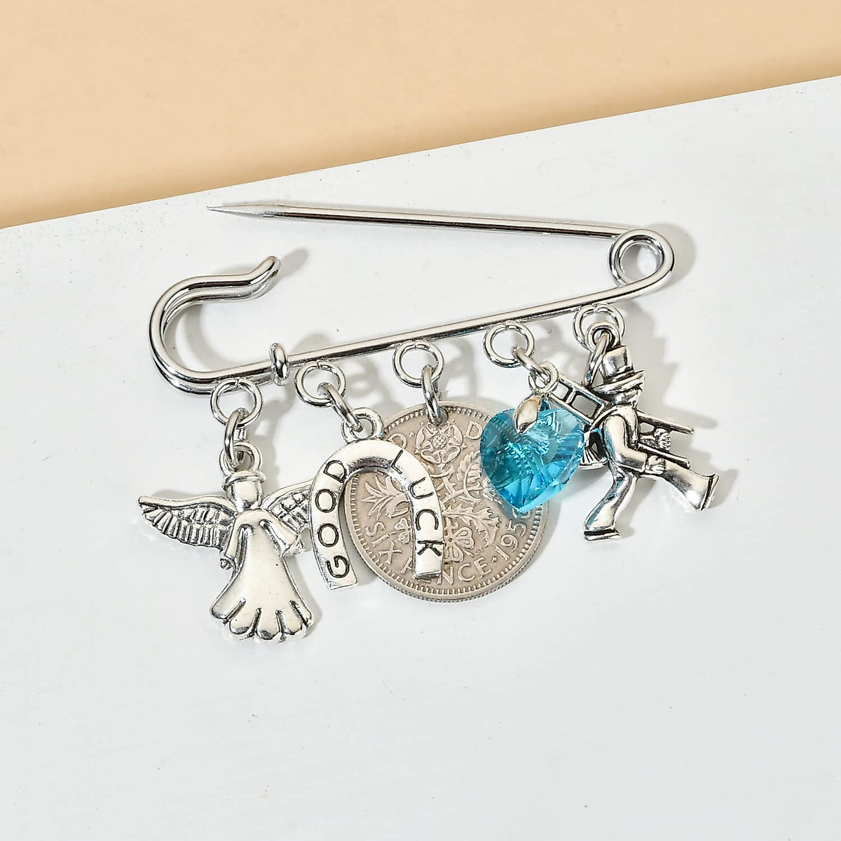 Bride Gifts for Her Bride Pin Something Blue for Bride Gift Lucky Sixpence Bridal Kilt Pin on Wedding Bachelorette Bridal Shower Gifts for Bride from Maid of Honor Sister Mom to Daughter Bride Gift