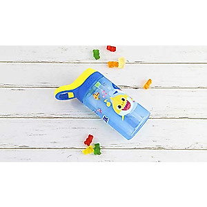 Zak Designs Baby Shark Kids Water Bottle with Straw and Built in Carrying Loop Made of Durable Plastic, Leak-Proof Design (16 oz