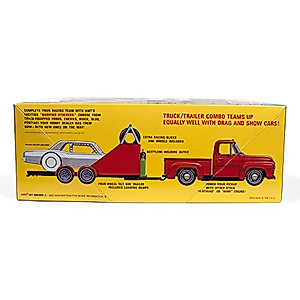 AMT 1953 Ford Pickup Modified Stocker Hauler Gulf 1:25 Scale Model Kit