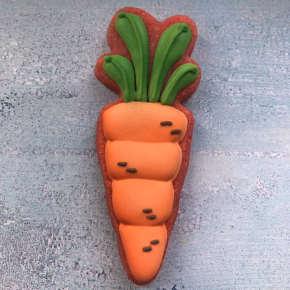 LILIAO Easter Carrot Cookie Cutter - 2 x 5 inches - Spring Sandwich Biscuit Cutters - Stainless Steel