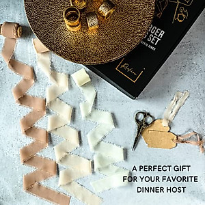 Rickion Charger Plates and Napkin Rings, Set of 6, Gold Chargers for Dinner Plates – Unique, Elegant, Bubble Plate Chargers & Matching Napkin Rings – Thick, Reusable PP Plastic