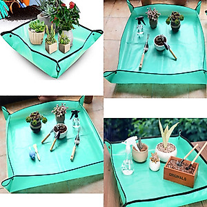 39.4" x 39.4" Large Car Windshield Cover for Ice and Snow, Portable and Foldable mat, Waterproof Mat in Outdoor