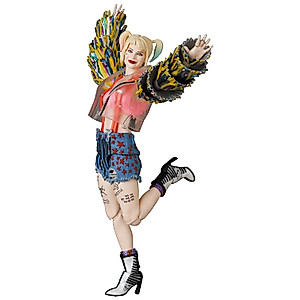 Medicom Birds of Prey: Harley Quinn (Caution Tape Jacket Version) Mafex Action Figure, Multicolor