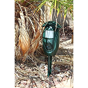 Cleanrth TSAR550 Super Advanced Ultrasonic Animal Repeller w/Triple Scan Technology