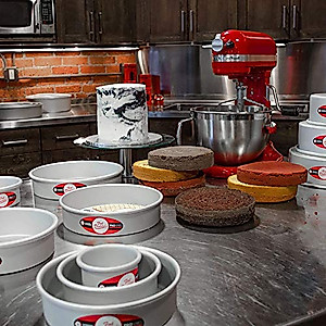 Lumintrail Fat Daddios Anodized Aluminum Tiered Round Cake Pans Bundle with a Spoon Set (4" Diameter (Set of 2), 2" Deep)