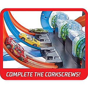 Hot Wheels Toy Car Track Set, Corkscrew Crash with 1:64 Scale Car, 3 Crash Zones, Powered by Motorized Booste, [Amazon Exclusive]
