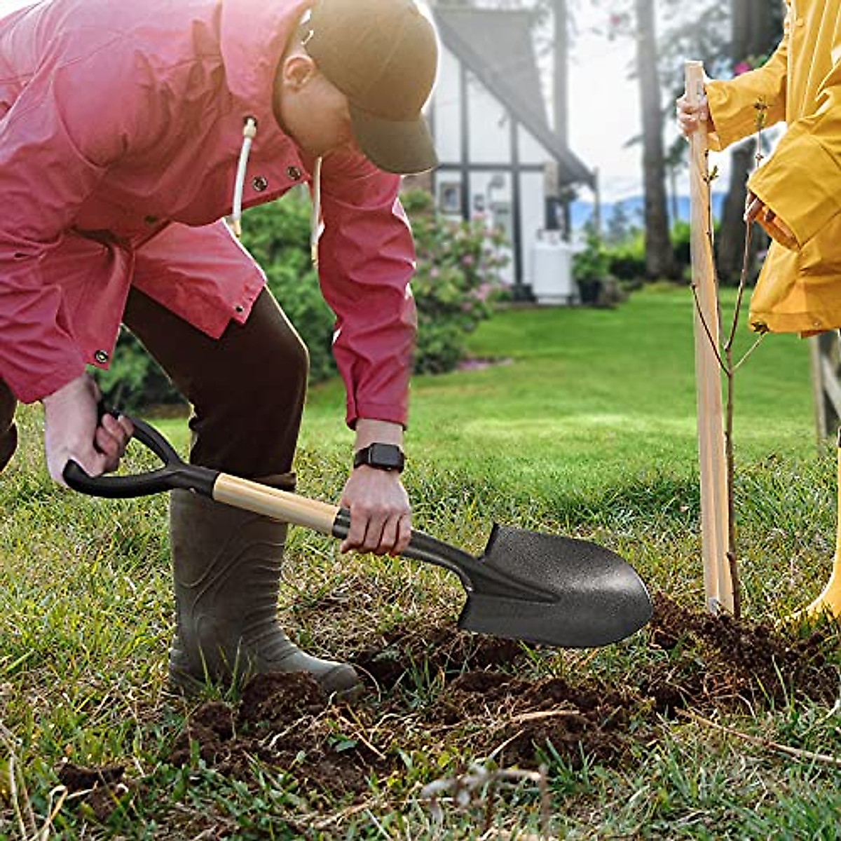 Shovel for Digging，Small Round Shovel with an Overall Length of 28 Inches，Kids Beach Shovel with D-Handel,Mini Garden Shovel ,Car Snow Shovel
