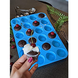 SAMZAREULO Silicone Muffin Pan Mini 24 Cups Cupcake Pan