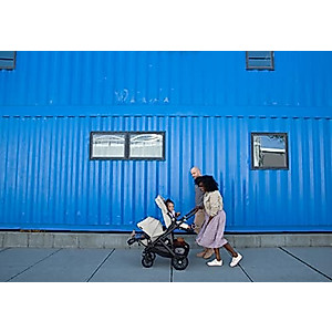 RumbleSeat V2 - Anthony (White and Grey Chenille/Carbon/Chestnut Leather)